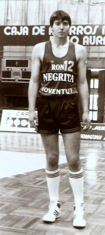 Antón Soler | ALBUM RGTRO. GRAF. FUNDACION BIZKAIA BASKET/BBF